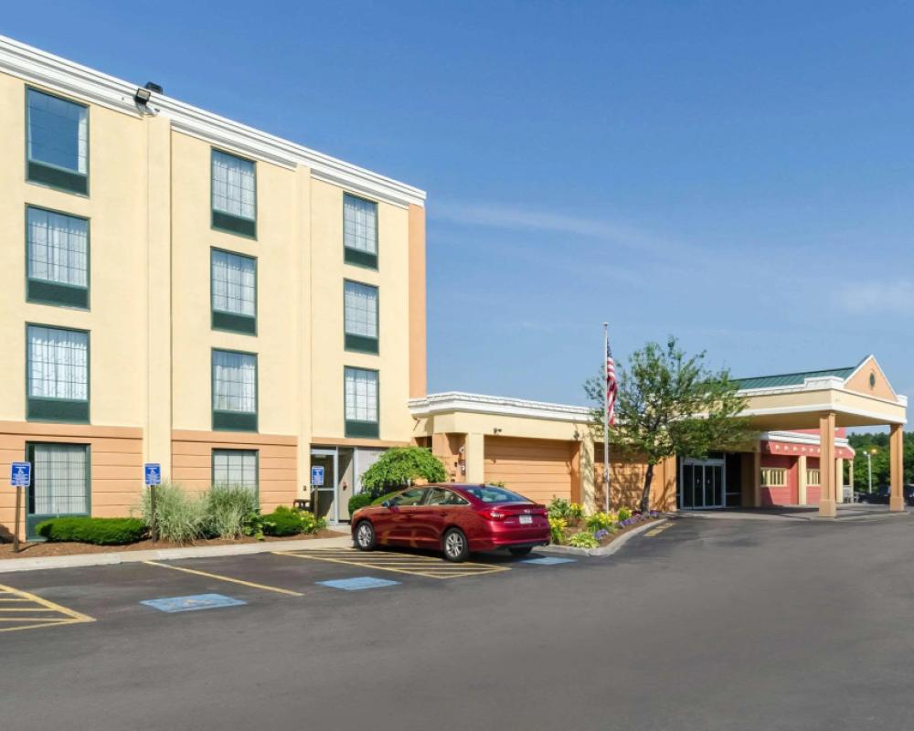 Road Trip Kerns → Randolph - 28 km / 18 min | Map, Stops, Rideshares & Tips