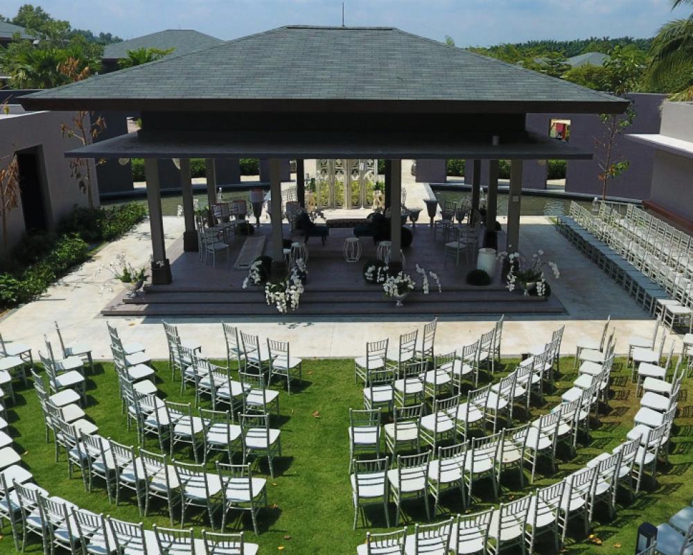 Cheras Lrt Station to Gambang: Distance, Travel Time, Fares & Route